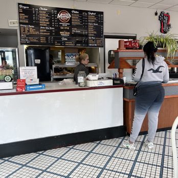 MAJOR MUNCH - Updated July 2025 - 23 Photos & 38 Reviews - 101 NW 1st ...