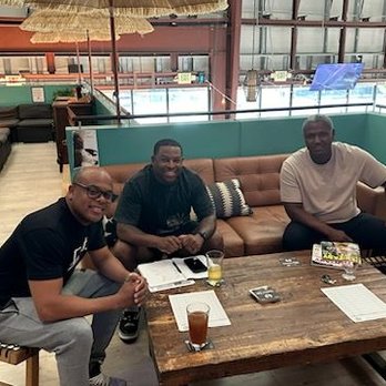 SOCAL VIBES - Updated November 2024 - 372 Photos & 278 Reviews - 17812 ...