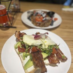 TOAST 101 - Updated December 2025 - 445 Photos & 398 Reviews - 4699 E ...