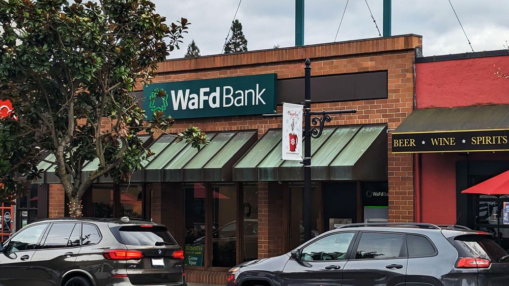 WAFD BANK - Updated October 2025 - 3219 W Mcgraw St, Seattle ...