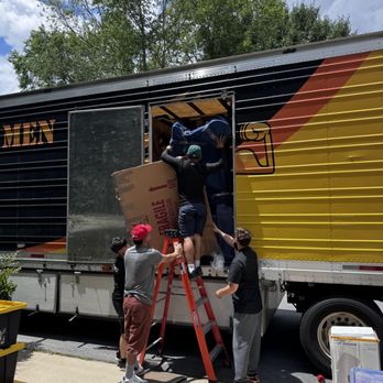 MUSCULAR MOVING MEN AND STORAGE - Updated June 2025 - 496 Photos & 512 ...