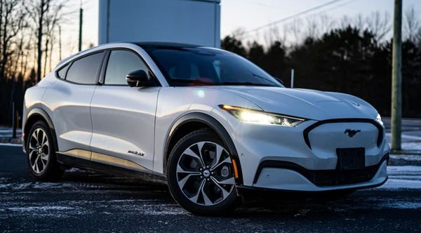 EMBRUN FORD - Updated October 2025 - 71 Photos - 608 Notre Dame St ...