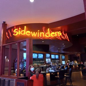 THE PINT HOUSE BAR AND GRILL - Updated October 2025 - 198 Photos & 264 ...