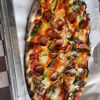 TOMATOES APIZZA - Updated December 2024 - 152 Photos & 265 Reviews ...