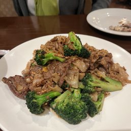 RACHA NOODLE & THAI - Updated July 2024 - 169 Photos & 173 Reviews ...