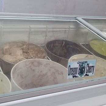 SEASIDE CANDYMAN - Updated January 2026 - 46 Photos & 114 Reviews - 21 ...