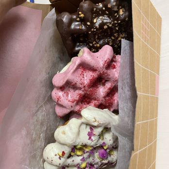 NERO WAFFLES - Updated May 2024 - 1186 Photos & 534 Reviews - 1002 ...