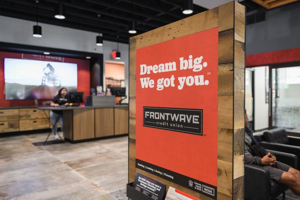 FRONTWAVE CREDIT UNION - FIRE MOUNTAIN - Updated July 2025 - 13 Photos & 90 Reviews - 2454 Vista ...