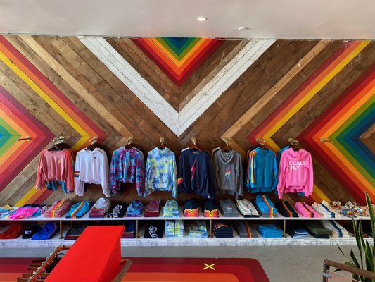 AVIATOR NATION - 11 Photos & 39 Reviews - 206 10th St, Manhattan Beach ...