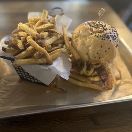 WINDY CITY BURGERS - 107 Photos & 146 Reviews - 12 E Coffee St ...
