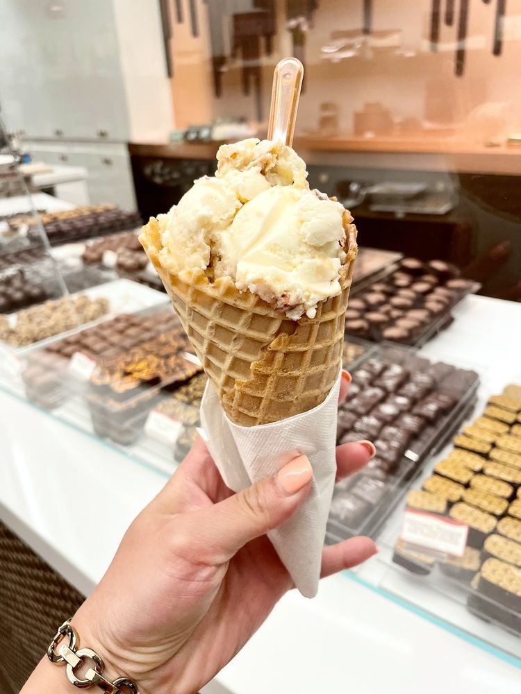 ANETTES CHOCOLATES - 410 Photos & 285 Reviews - 1321 1st St, Napa ...