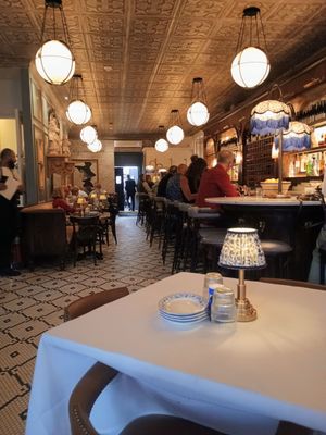 LOLA’S BISTRO - Updated October 2025 - 24 Photos & 11 Reviews - 86 N ...