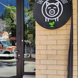 THE PIG & THE SPROUT - Updated December 2025 - 942 Photos & 730 Reviews ...