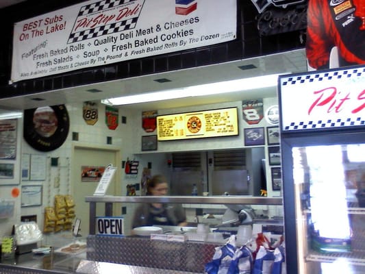 PIT STOP DELI - Updated September 2025 - 11 Photos & 14 Reviews - 1597 ...
