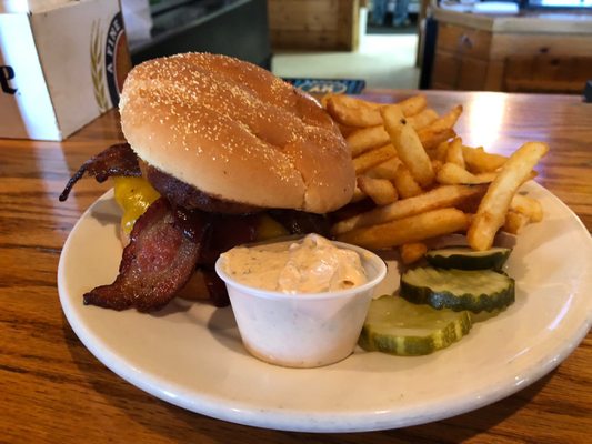 FISH TALES BAR & GRILL - Updated October 2025 - 10 Reviews - 50748 ...