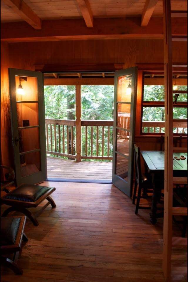 A LEGAL PLACE - Updated November 2025 - 17 Photos & 40 Reviews - 1228 I ...