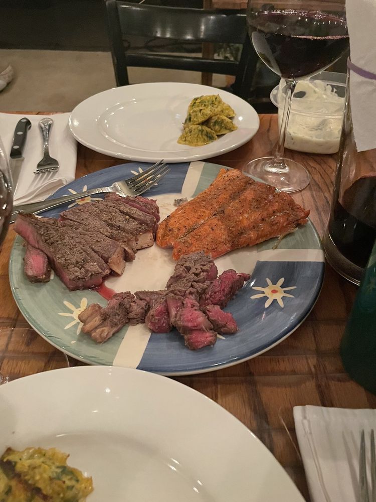 D&R MARKET - Updated January 2026 - 46 Photos & 81 Reviews - 105 N ...