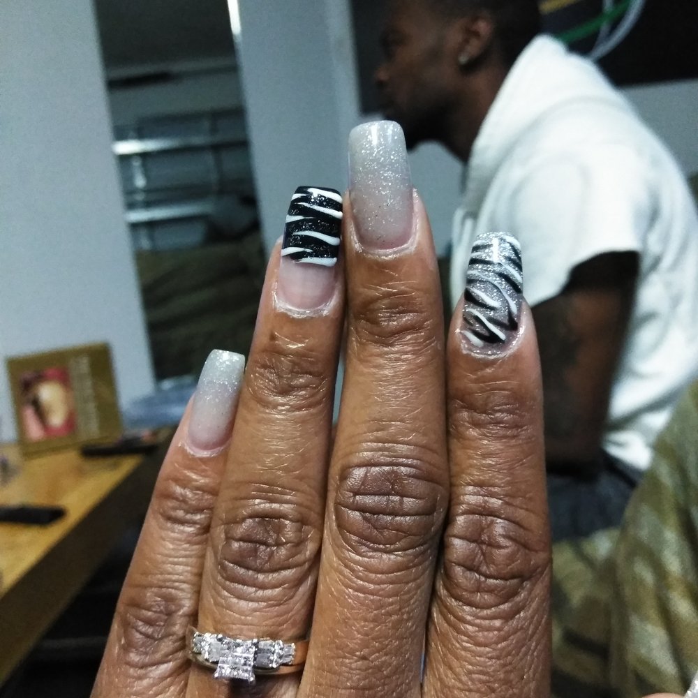 GUPPY NAIL - Updated June 2025 - 84 Photos & 29 Reviews - 7116 Stirling ...