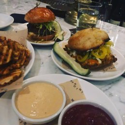 THE LONGFELLOW BAR - 191 Photos & 100 Reviews - 40 Brattle St ...