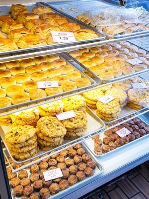 CHIU QUON BAKERY - 170 Photos & 283 Reviews - Bakeries - 1127 W Argyle ...