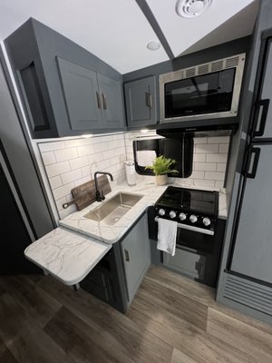 KEYSTONE RV - Updated July 2025 - 84 Photos & 242 Reviews - 2642 ...