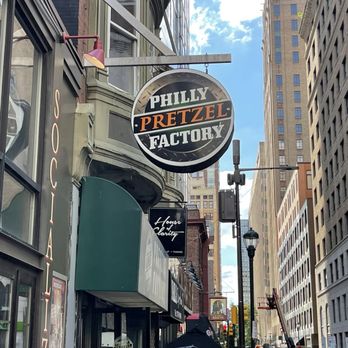 PHILLY PRETZEL FACTORY - Updated January 2026 - 75 Photos & 122 Reviews ...