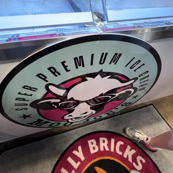 BILLY BRICKS PIZZA & ICE CREAM - Updated July 2024 - 53 Photos - 428 ...