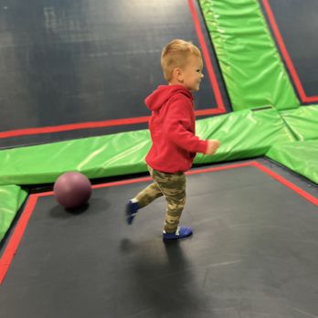 REBOUNDERZ ROHNERT PARK - Updated October 2024 - 166 Photos & 322 ...