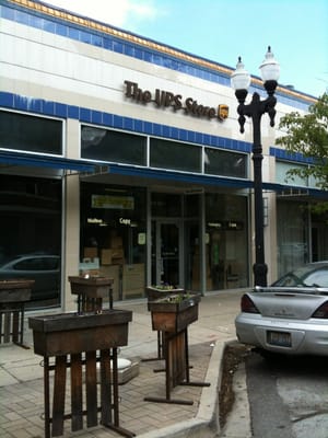 THE UPS STORE - Updated November 2025 - 26 Photos & 98 Reviews - 1055 W ...