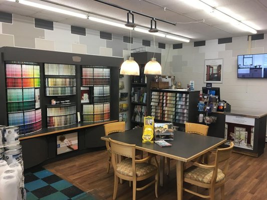 BENJAMIN MOORE PAINT SHOP - Updated January 2025 - 6243 Quinpool Road ...