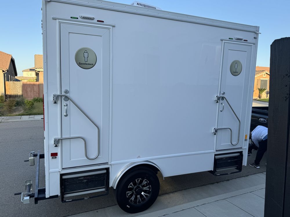 DAK LUXURY RESTROOMS - Updated September 2025 - 18 Photos - Clovis ...