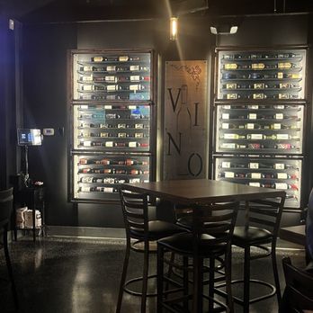 POUR BEHAVIOR - Updated March 2025 - 51 Photos & 49 Reviews - 2175 S ...