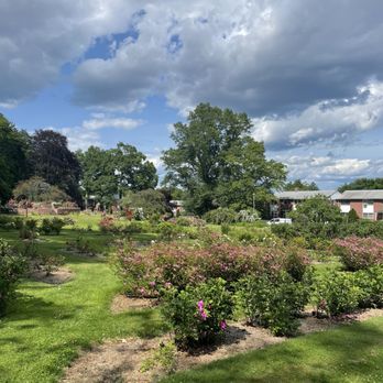 PARDEE ROSE GARDEN - Updated December 2025 - 29 Photos - 180 Park Rd ...