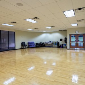 SPRINGFIELD YMCA - Updated July 2025 - 108 Photos & 64 Reviews - 194 W ...