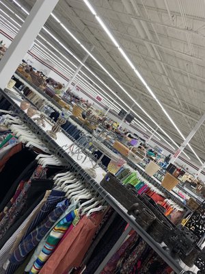 RED WHITE & BLUE THRIFT STORE - 13 Photos & 15 Reviews - 220 W Waters ...