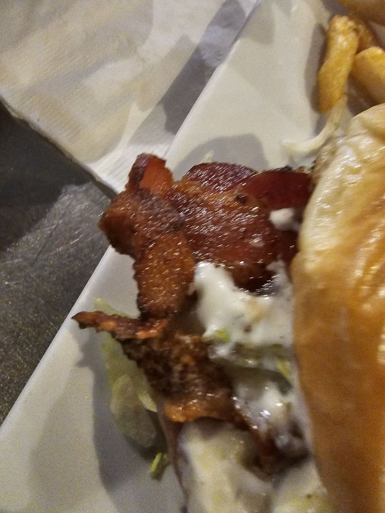 CHEERS BAR & GRILL PUYALLUP - Updated December 2025 - 13 Photos & 28 ...