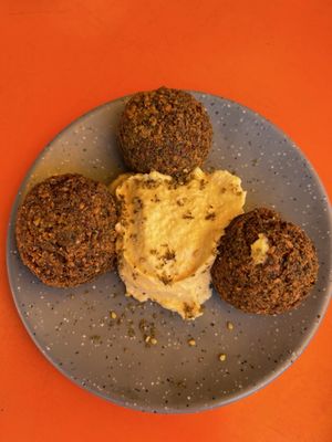 SPITZ - Updated December 2025 - 63 Photos & 40 Reviews - 1101 E Main St ...