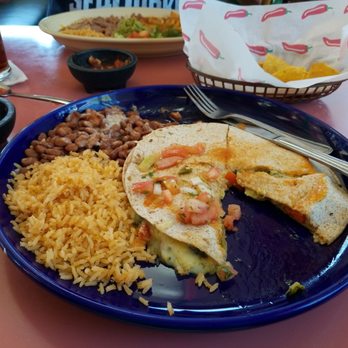 TOREROS MEXICAN FAMILY RESTAURANT - Updated January 2025 - 39 Photos ...