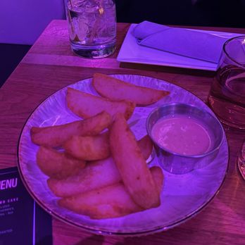 BLEND WILLIAMSBURG - Updated July 2024 - 379 Photos & 169 Reviews - 291 ...