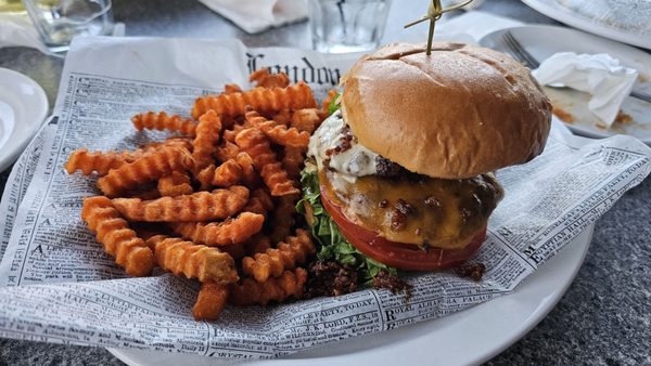 GATORS PORTSIDE - Updated December 2025 - 189 Photos & 232 Reviews ...