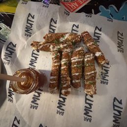 BAR MUTZ - Updated October 2025 - 306 Photos & 75 Reviews - 90 Center ...