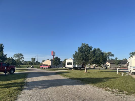 LAZY ACRES CAMPGROUND - 20 Photos - 5486 32nd Ave, Center Point, IA - Yelp