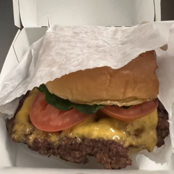 SHAKE SHACK WEST END PORTLAND - Updated February 2025 - 103 Photos & 79 ...