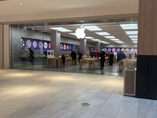 APPLE ROSEDALE CENTER - Updated February 2025 - 19 Photos & 90 Reviews ...