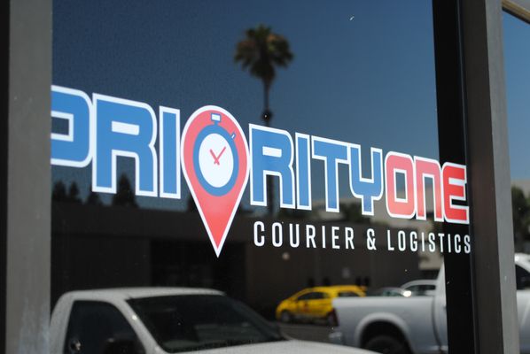 PRIORITY ONE COURIER AND LOGISTICS - Updated August 2025 - 19 Photos - 982 N Batavia St, Orange ...