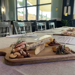 SHORELINE SEAFOOD - Updated September 2025 - 70 Photos - 1220 N Hwy A1A ...