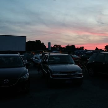 HAAR’S DRIVE IN - Updated October 2025 - 24 Photos & 40 Reviews - 185 ...