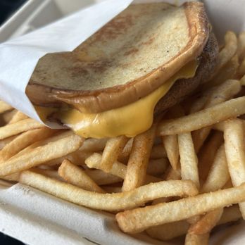 LOUD BURGER - Updated June 2024 - 152 Photos & 206 Reviews - 22497 ...