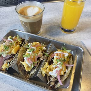 TABLE 33 - 364 Photos & 318 Reviews - 130 W 2nd St, Dayton, OH - Yelp