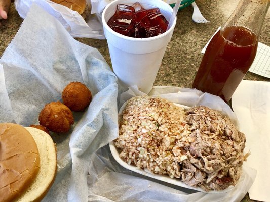 COLLEGE BAR-B-QUE - 18 Photos & 52 Reviews - 117 Statesville Blvd ...